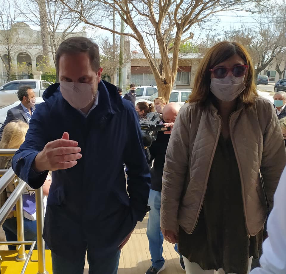 La gestión y el avance de Isla Verde - Voces de la Isla